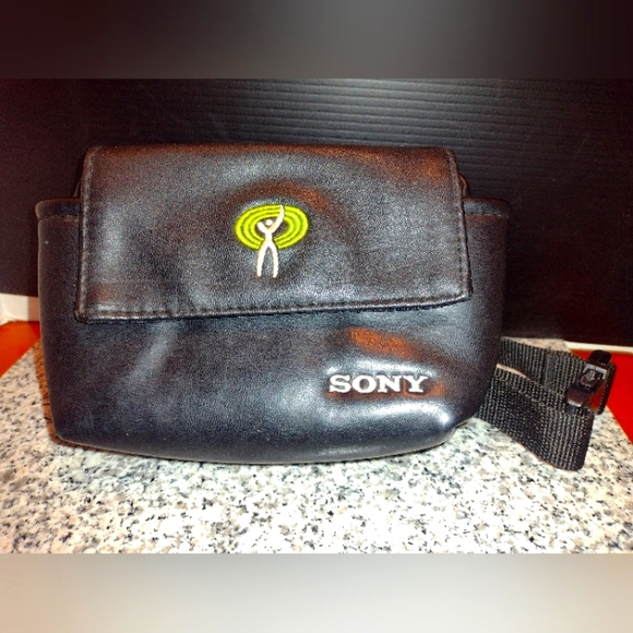Sony | Headphones | Sony Walkman Discman Cd Belt Bag Holster Black ...